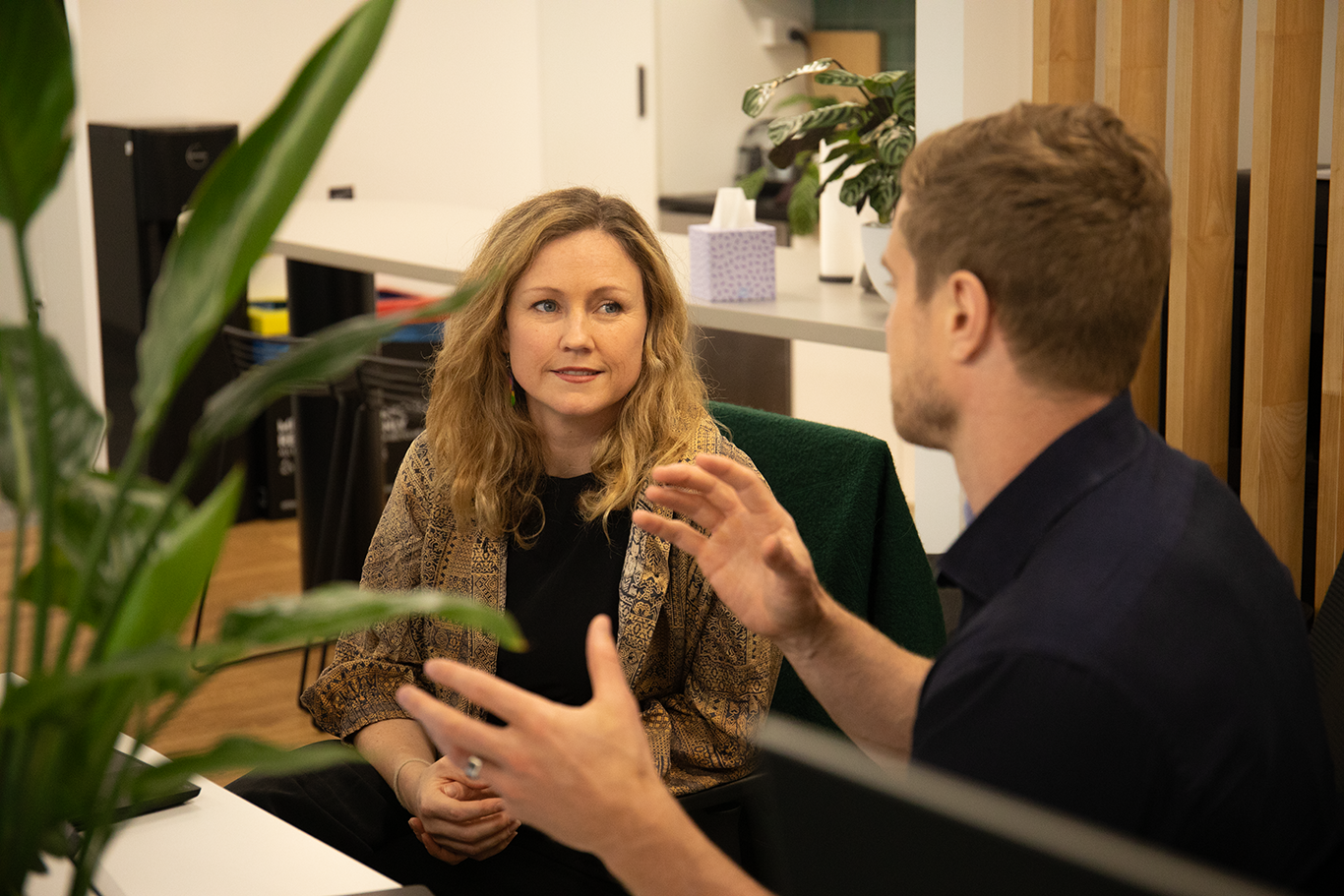 The Power of Reflection: Uncovering Your Team's Full Potential – Luminaries